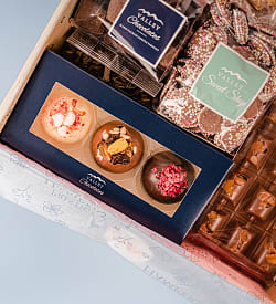 Postal Hampers | Prestige Flowers