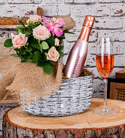 Christmas Flower Delivery | Next Day | Prestige Flowers UK