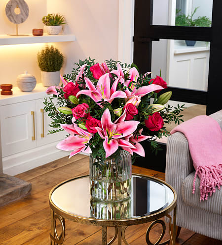 Flower Delivery With Free Chocolates | Prestige Flowers